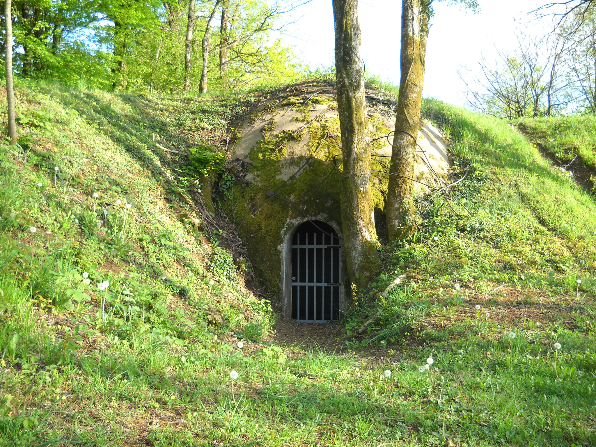 Le fort de Pugey • Commune de Pugey